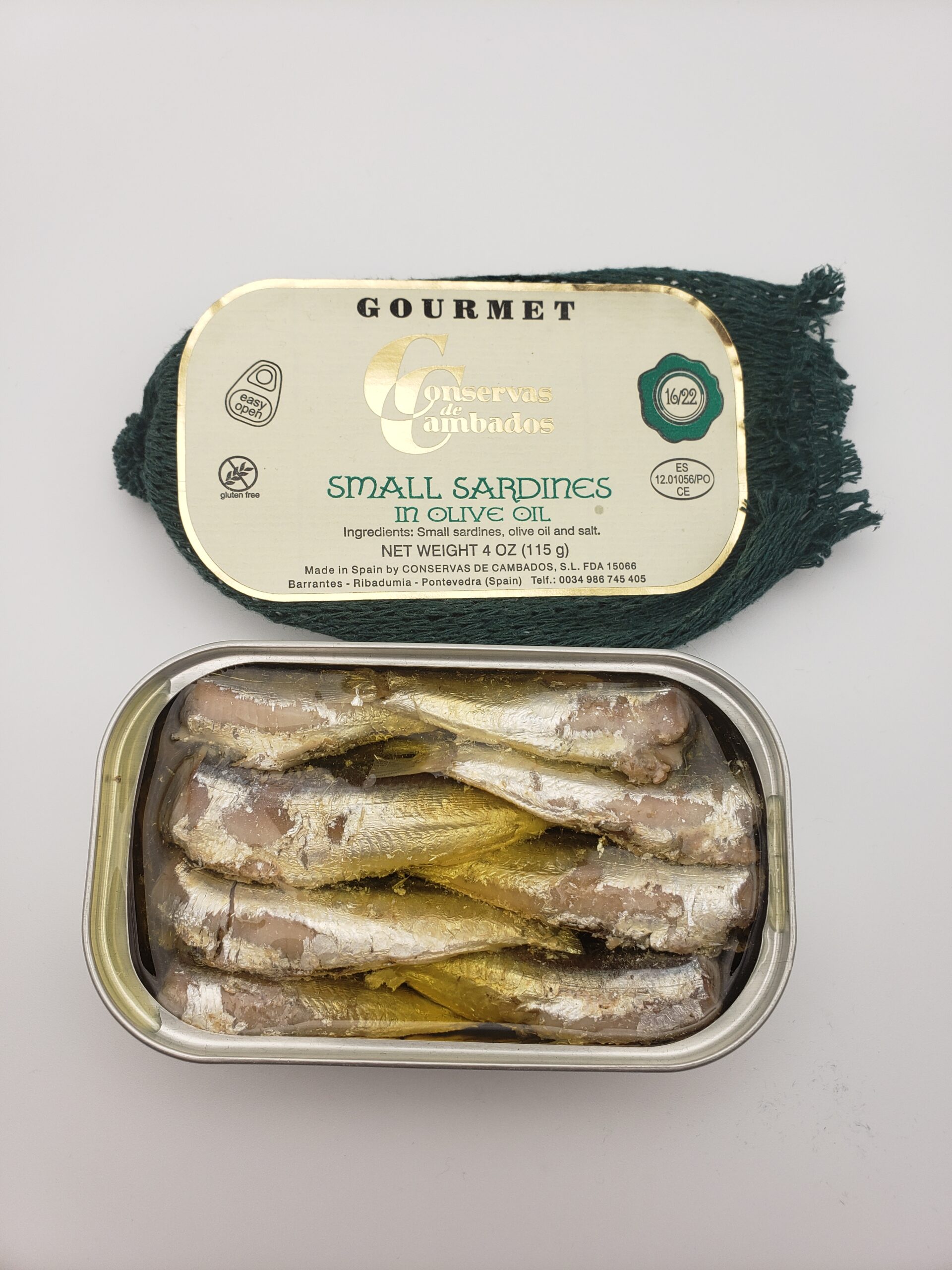 Conservas de Cambados Small Sardines in Olive Oil 16/22 - Rainbow ...
